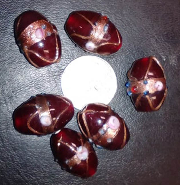 Oval Deep Red Wedding Cake Beads